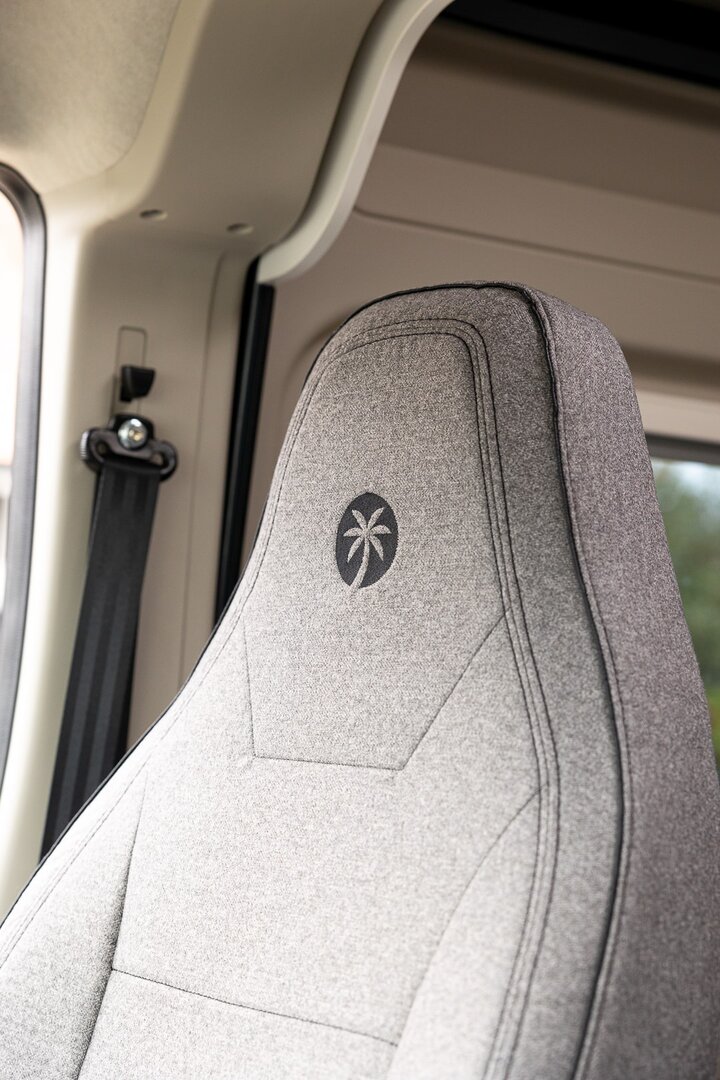 CLIFF 600 Camper Van - Chassis - Sunlight UK